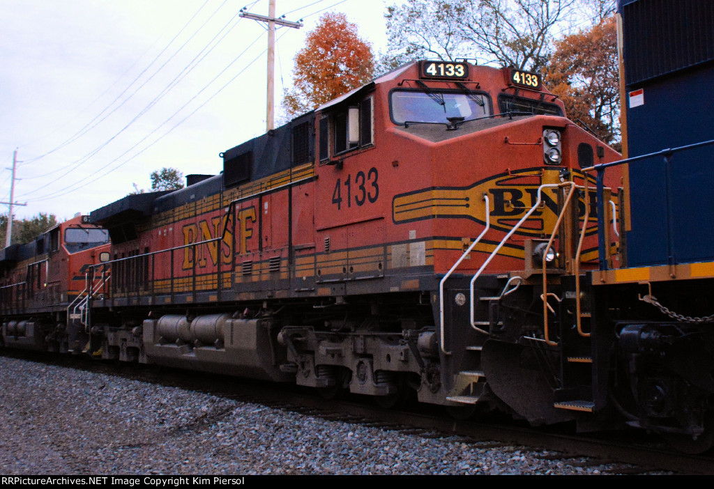 BNSF 4133